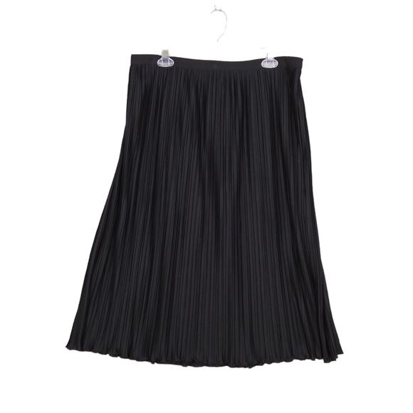 Alfred Dunner | Skirts | Wednesday Style Pleated Midi Skirt Size 6 ...